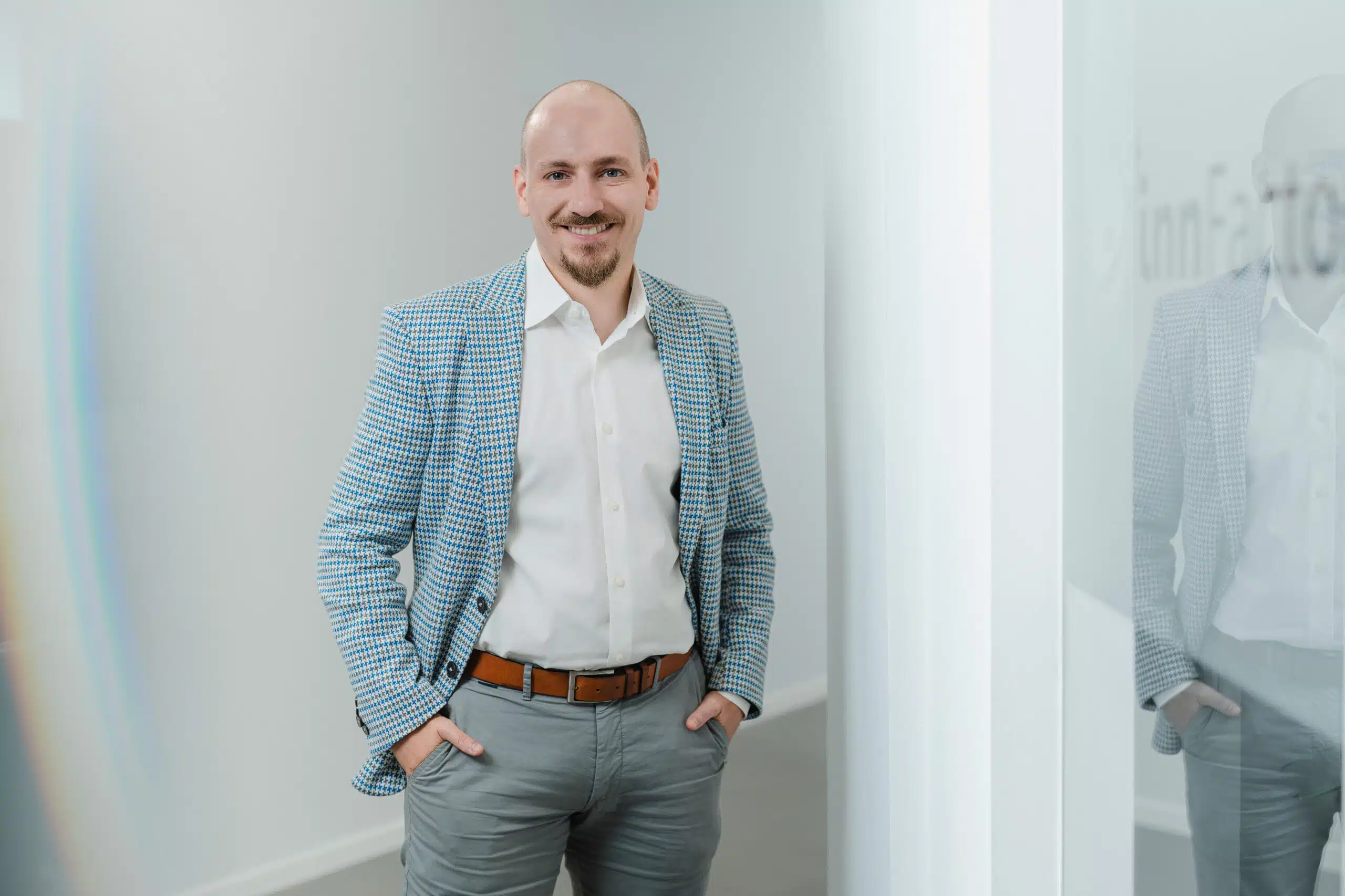 About Chatbots and Agents · innFactory - Software Development, Cloud & AI